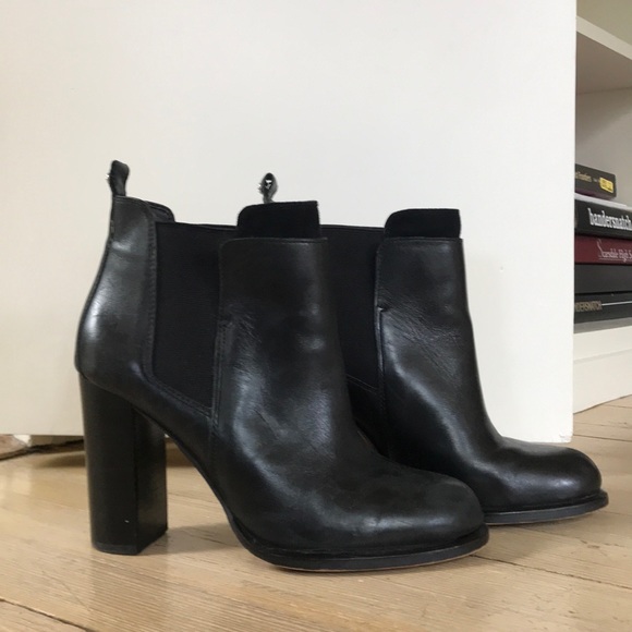 Sam Edelman | Shoes | Black Leather Booties | Poshmark